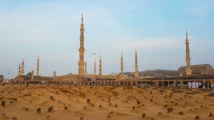 The Sacred Month of Dhul Qadah: Virtues, Do’s and Don’ts | Greentech ...