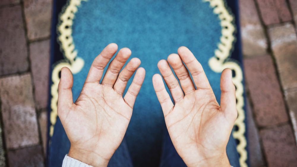 Ramadan: The Month of Forgiveness and Repentance🌙 | Greentech Apps ...